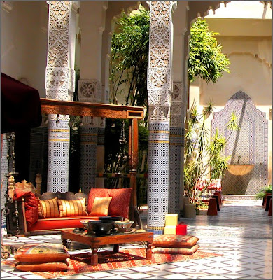 Space Inspirers: Arab Lounge .....